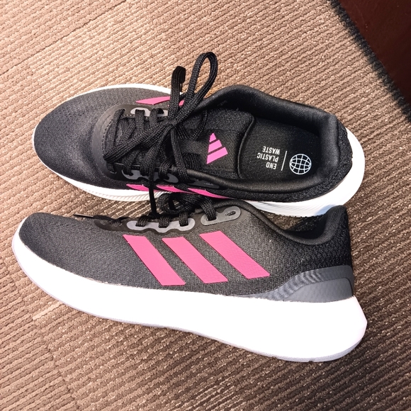 adidas | Shoes | Adidas Cloudfoam Black And Pink Sneakers | Poshmark